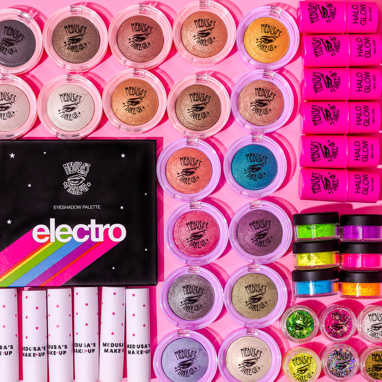 Taking a Look Back at Groovy 1960s Makeup Trends – Medusa's Makeup